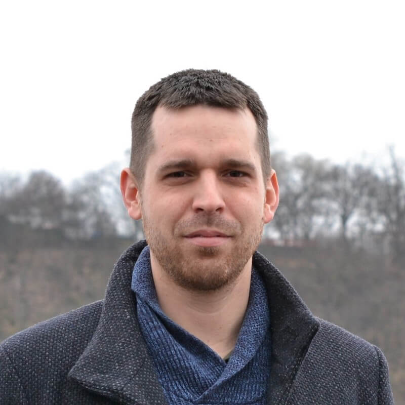 O nás - 1. česká realitní